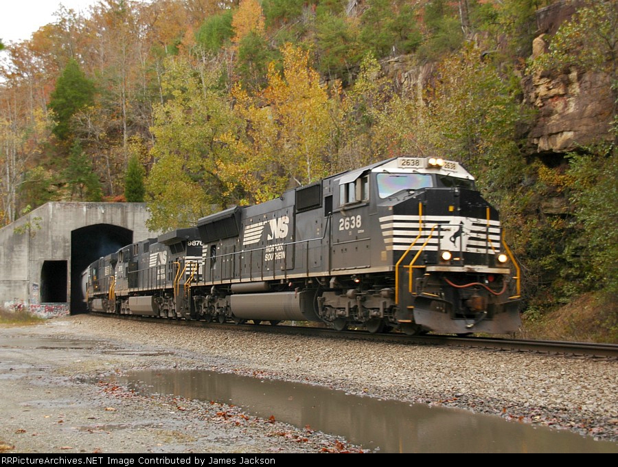 NS 55W exiting tunnel 26